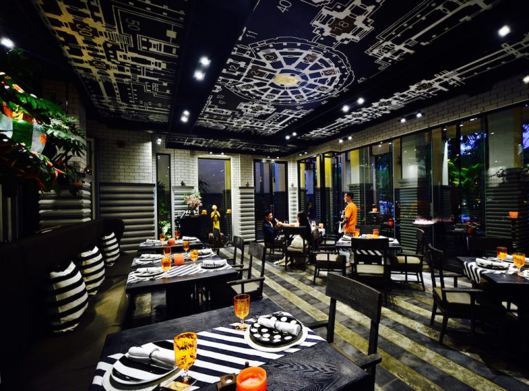 Experience the Luxurious World of Shinta Mani