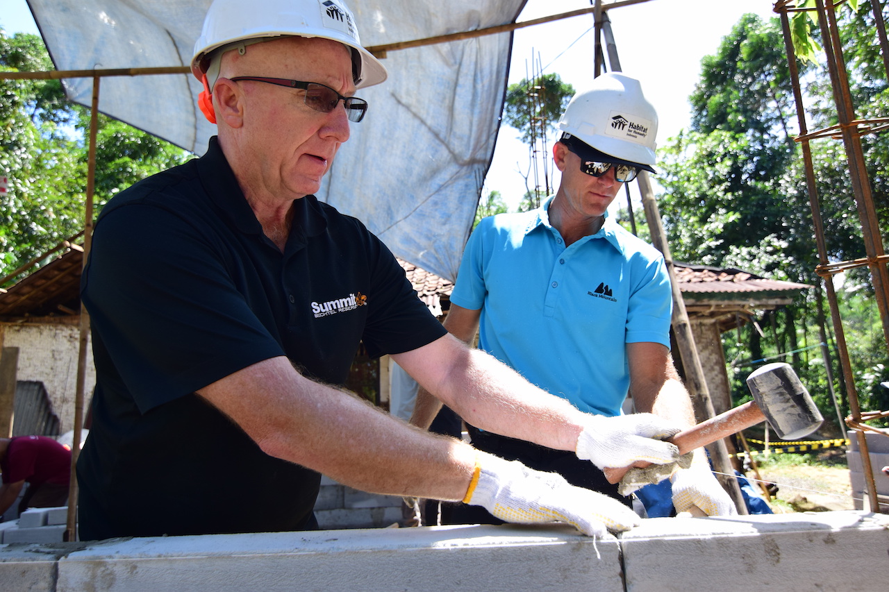 Asian Tour and Habitat for Humanity Indonesia Build Homes Together with ...